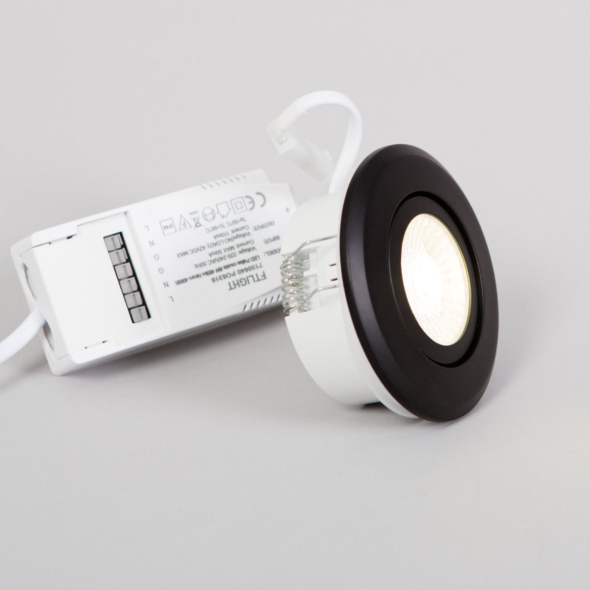 LED-alasvalo FTLIGHT Pallas, 6W, 450lm, IP44, 38°, himmennettävä, musta ...