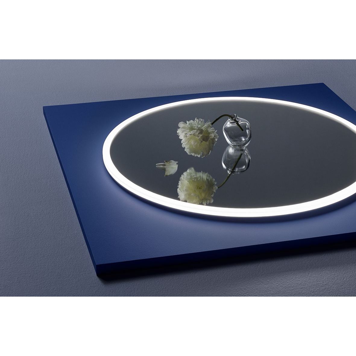 LED-valopeili Hafa Store 700 pyöreä - Peilit LED-valoilla - Taloon.com